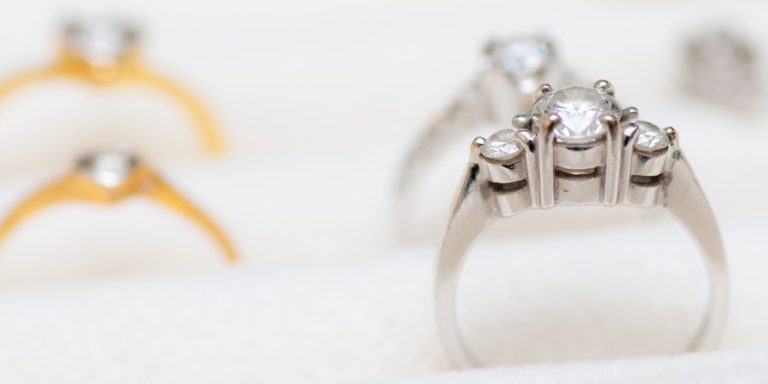 Three-stone Settings: Everything You Need to Know - Diamond101