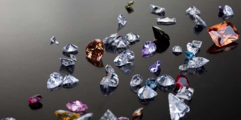 Which Diamond Is The Rarest Diamond? World’s Rarest Gems - Diamond101