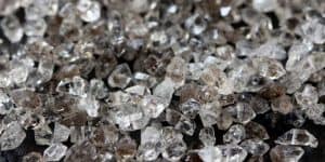 Why Does Diamond Not Turn Into Graphite? - Diamond101