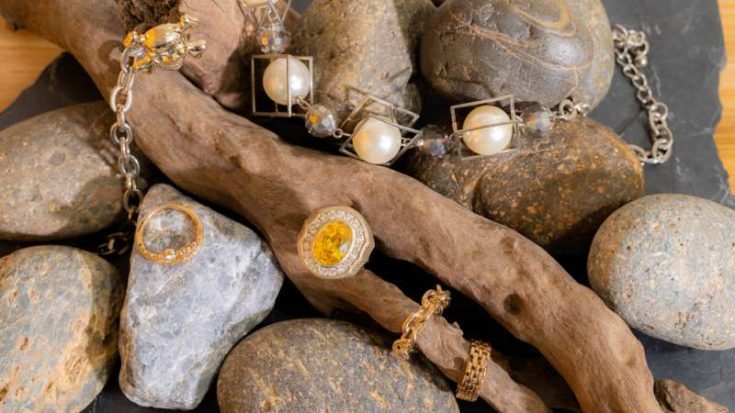 Canary Diamonds: Everything You Need to Know - Diamond101