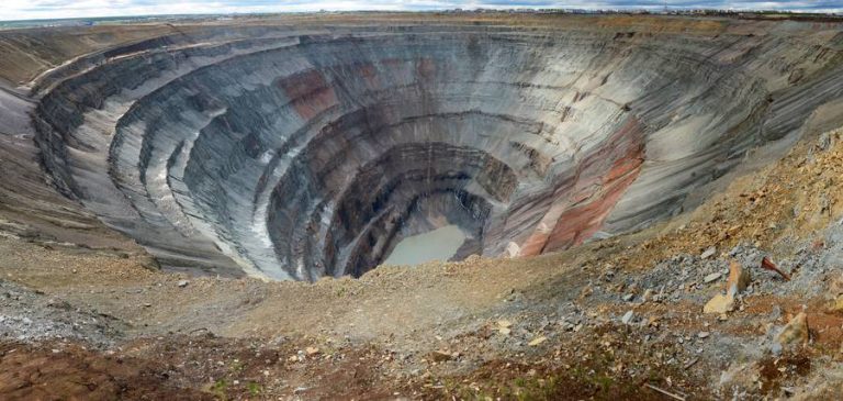 How Far Below the Earth’s Surface Are Most Diamonds Crystallized ...