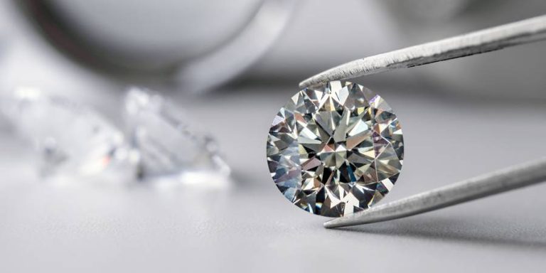 What Are The Characteristics Of A Diamond? - Diamond101