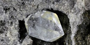 What Kind of Rocks Are Diamonds Found In? - Diamond101