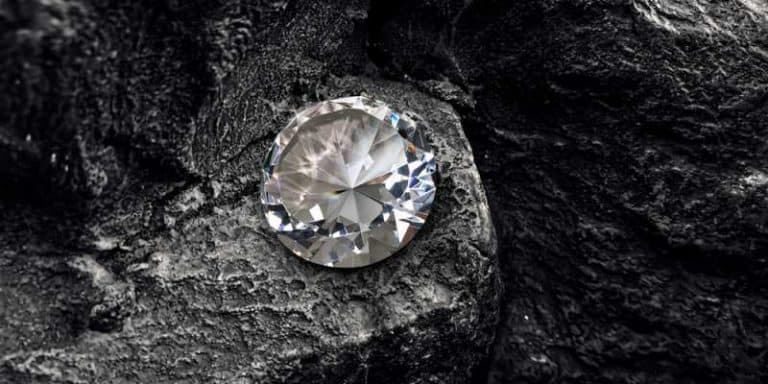 Can Diamond Be Crushed? - Diamond101