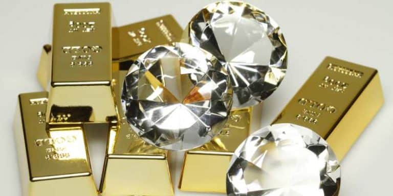 Do Diamonds Weigh More Than Gold? - Diamond101