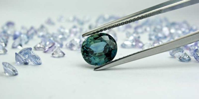 Diamonds Meaning: What Do Diamonds Symbolize? - Diamond101