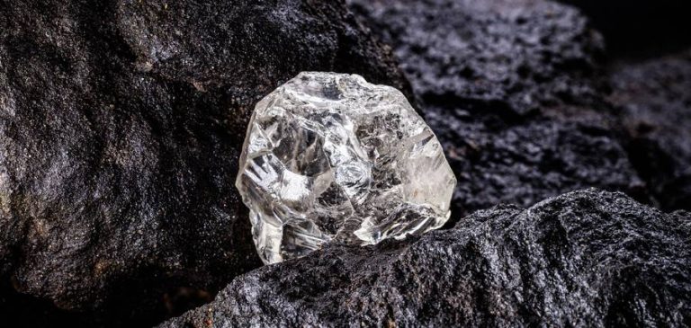 How Far Below the Earth’s Surface Are Most Diamonds Crystallized ...