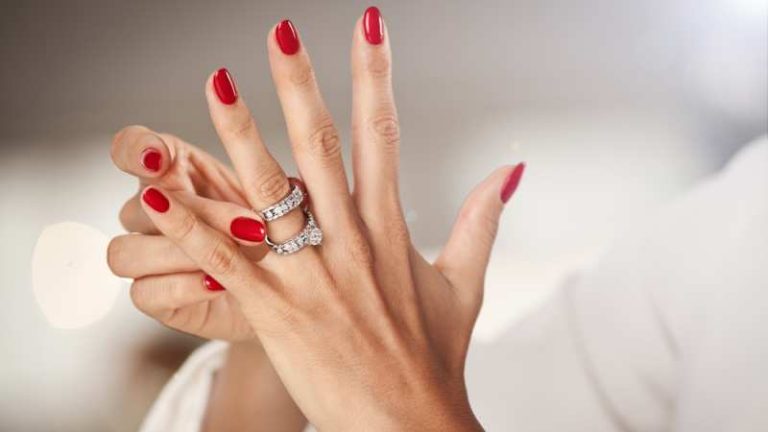 How To Wear Multiple Diamond Rings? - Diamond101