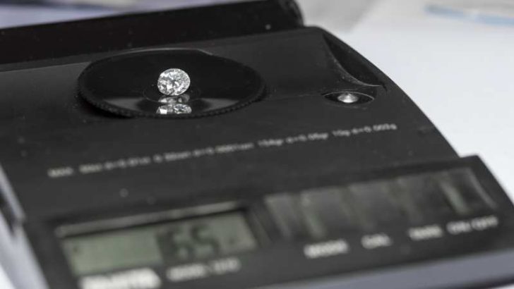Can You Measure Diamond Weight In Grams? - Diamond101