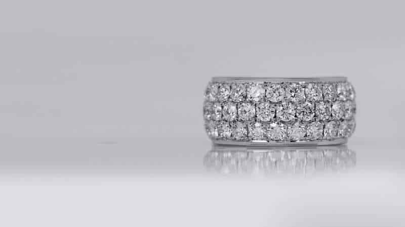 How To Prevent Pave Diamonds From Falling Out? - Diamond101