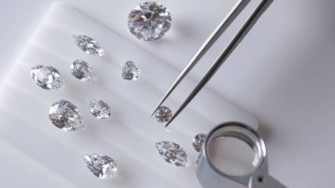 How to Tell if a Diamond Is Real Without a Tester? - Diamond101
