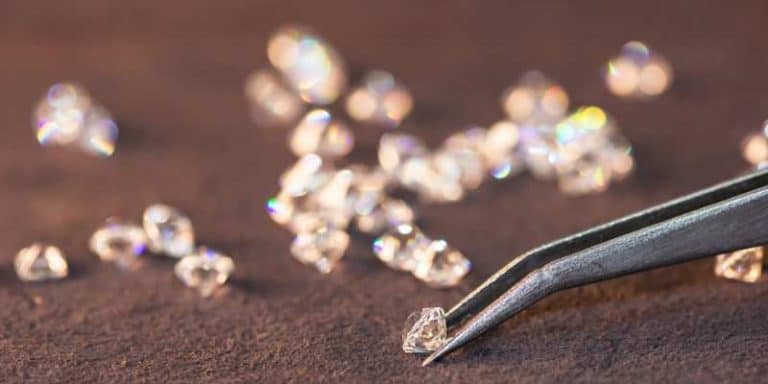 How Much Are Tiny Diamonds Worth? - Diamond101