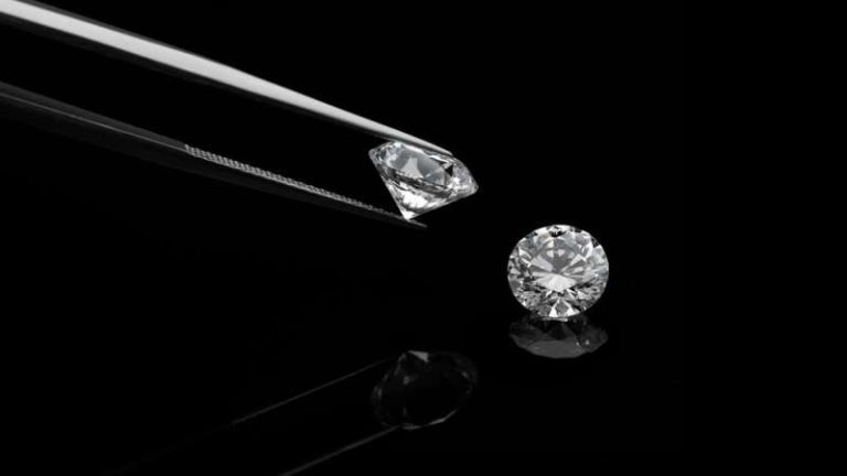 Round Brilliant Cut Diamonds: Everything You Need To Know - Diamond101