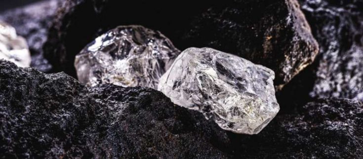 How Can You Tell if an Uncut Diamond Is Real? - Diamond101