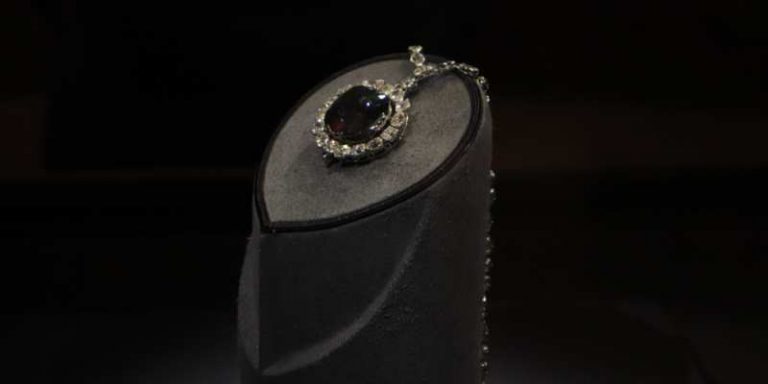 How Much Is The Blue Diamond From Titanic Worth? - Diamond101