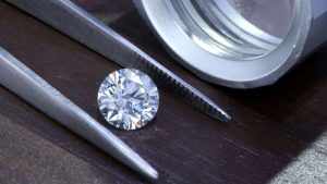VVS Diamonds: What To Look For When Buying VVS Diamonds - Diamond101