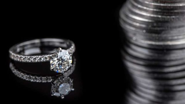 CVD Diamonds: What Is CVD Diamond? All You Need To Know - Diamond101