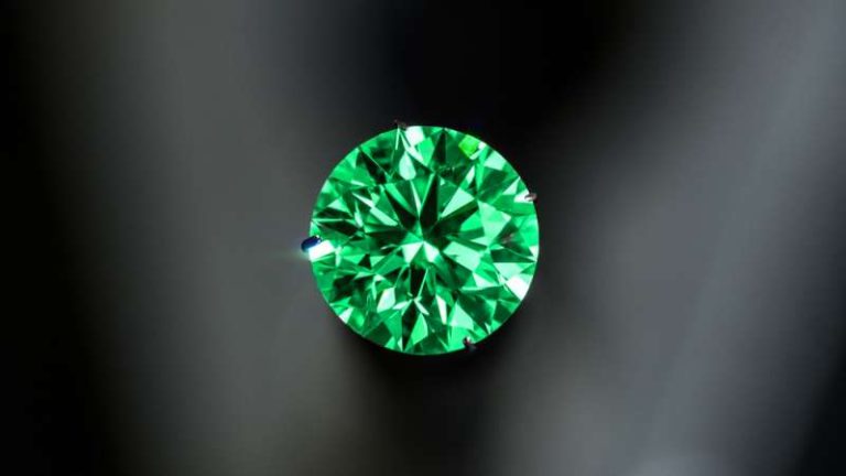 Green Diamonds: Everything You Need to Know - Diamond101