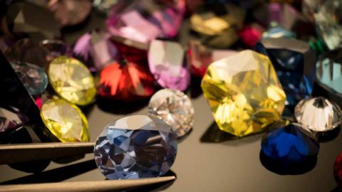 Which Diamond Is The Rarest Diamond? World’s Rarest Gems - Diamond101